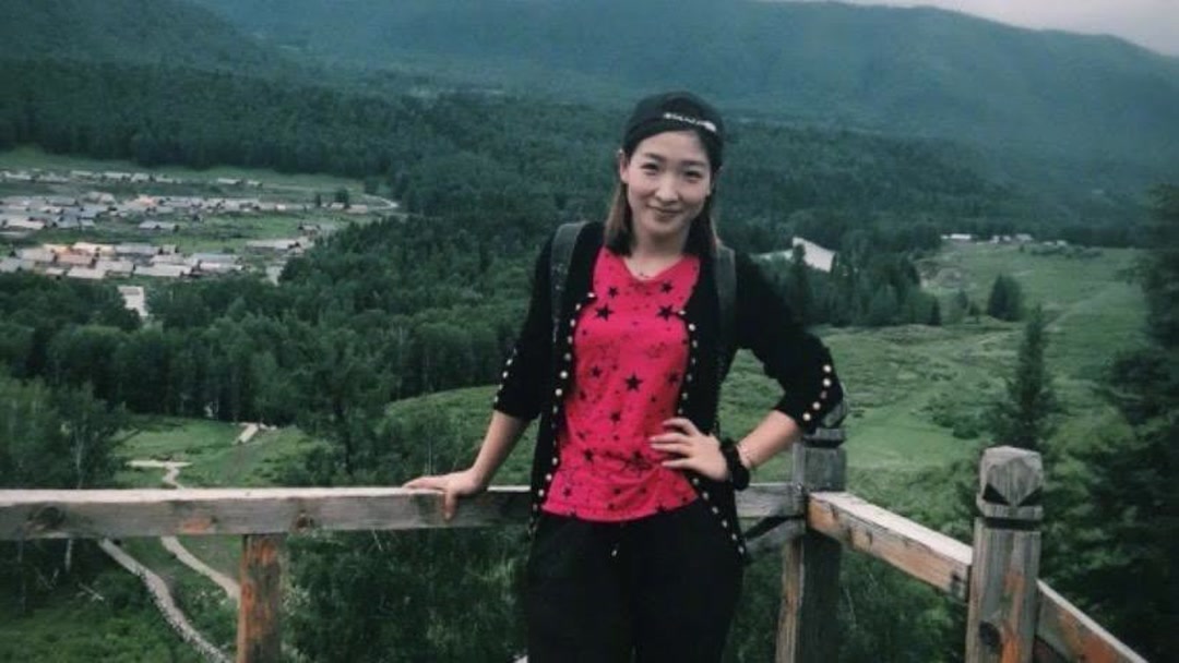 国乒刘诗雯成功复仇!地表最强12人首战胜朱雨玲,小枣学会新技术