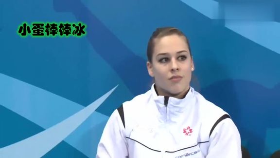 外国美女的跳马动作干净利索,非常完美