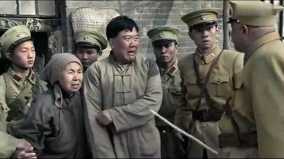 地道战:堡垒村出了个顺民,表示和汉奸不一样,伪军司令:打
