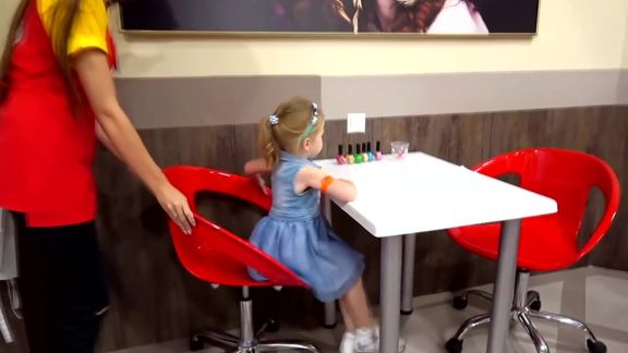 亲子互动,小萝莉模拟购物,学习生活