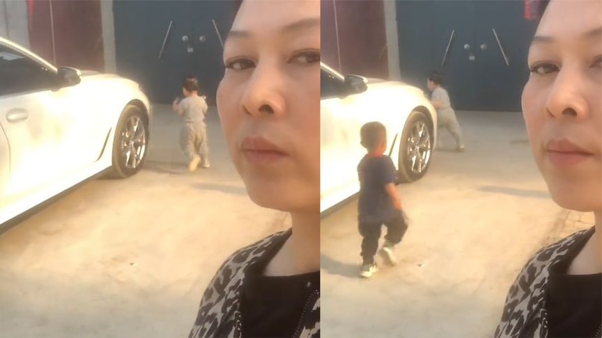 44岁女子当奶奶又当妈妈,见儿子被孙子欺负怒了,下秒硬生生憋回