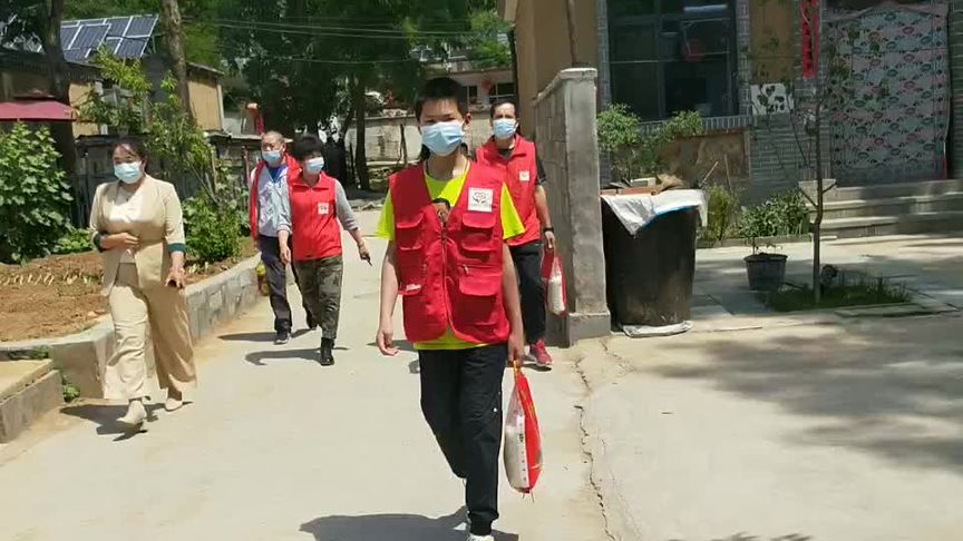 追寻红色足迹,传递理想之光”大手拉小手庆六一公益活动圆满成功