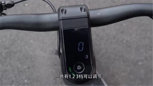 大学生设计"可折叠"滑板车,时速38公里,续航60公里