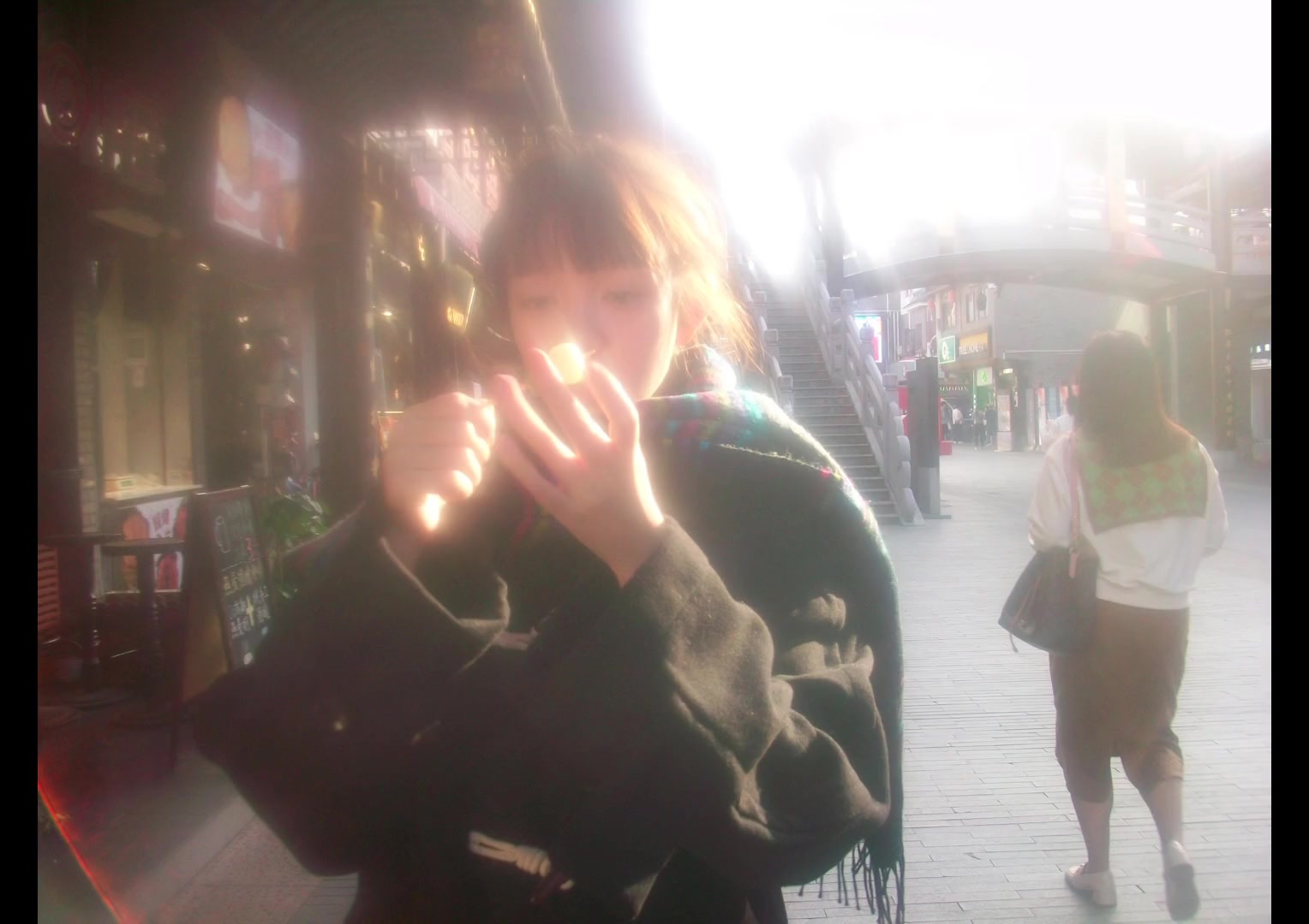 为爱乞讨不是我的风格,上街乞讨才是