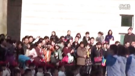 福州艺术幼儿园12届运动会---小二班走队形