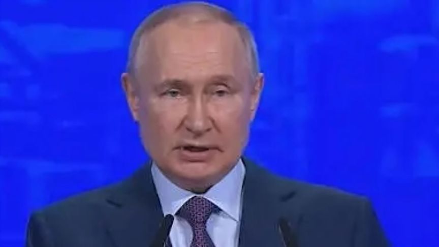 俄媒:普京称,俄罗斯经济开始按照新模式发展