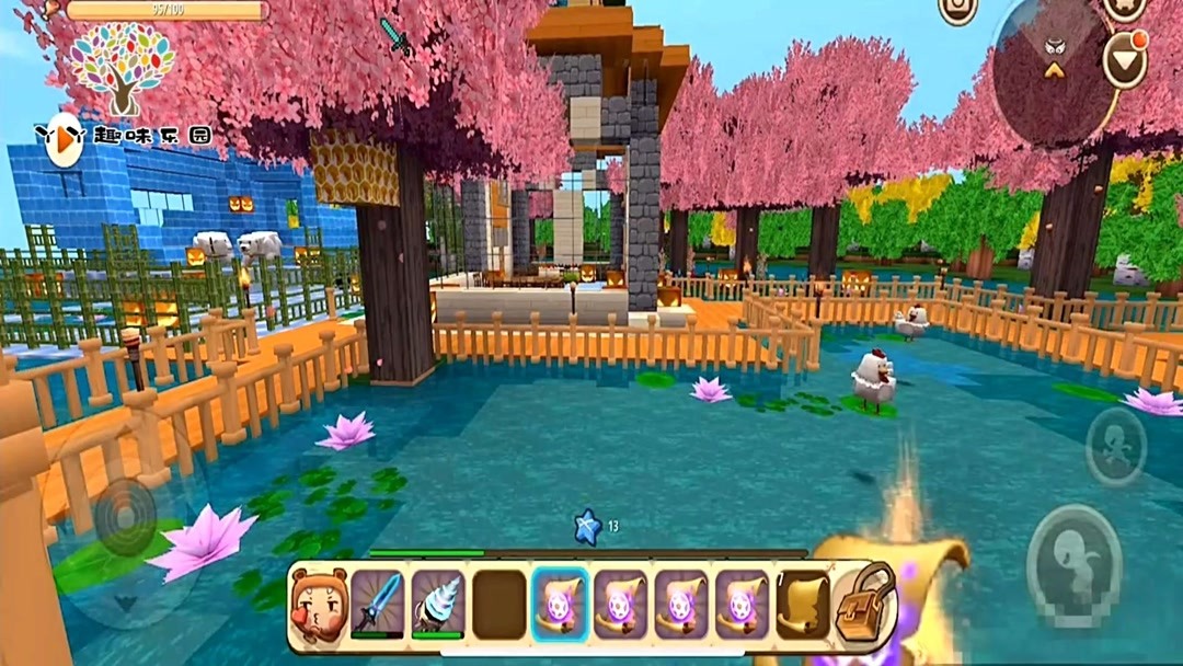 迷你世界:这些鸡在池塘里看着玩的挺快活啊!