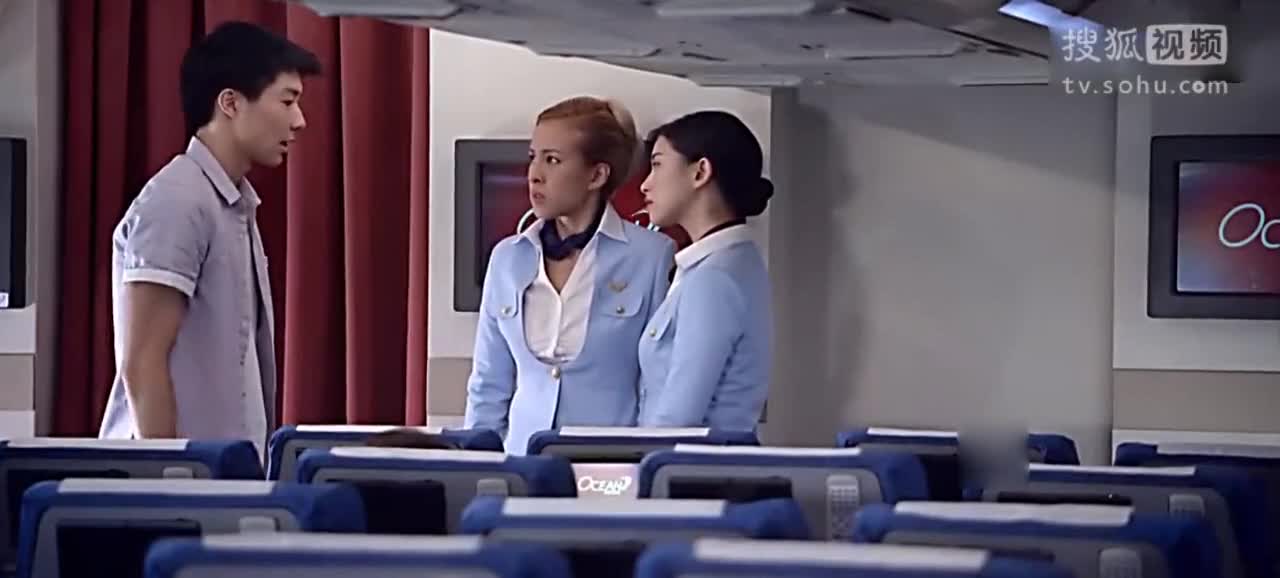 飞机上出现灵异事件,美女去卫生间发现空姐离奇死亡,引起了乘客的恐慌