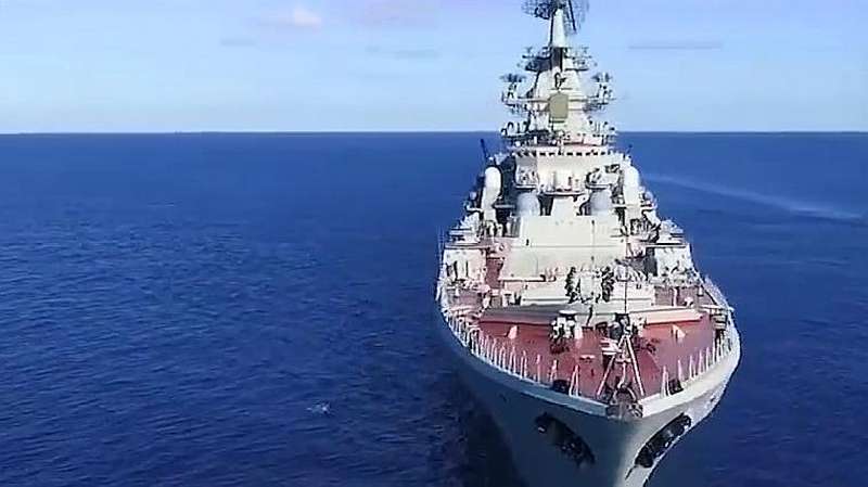 中国十万吨核动力航母呼之欲出!紧追美国谁都挡不住!振奋人心