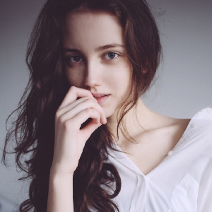 梓樱lilly 