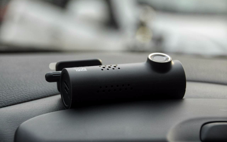 小米推199行车记录仪,没有屏幕却满满黑科技