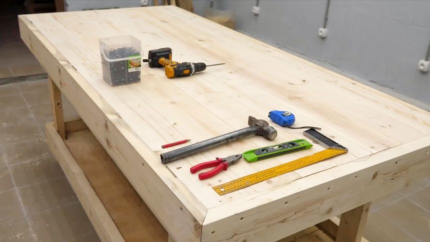 花了一立方米木头-做了一个工作台!