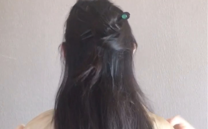 U型檀木发簪盘发教程之一