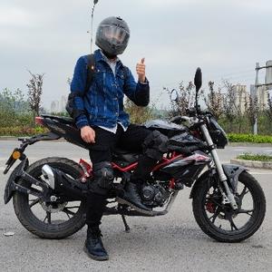 刘三匠 