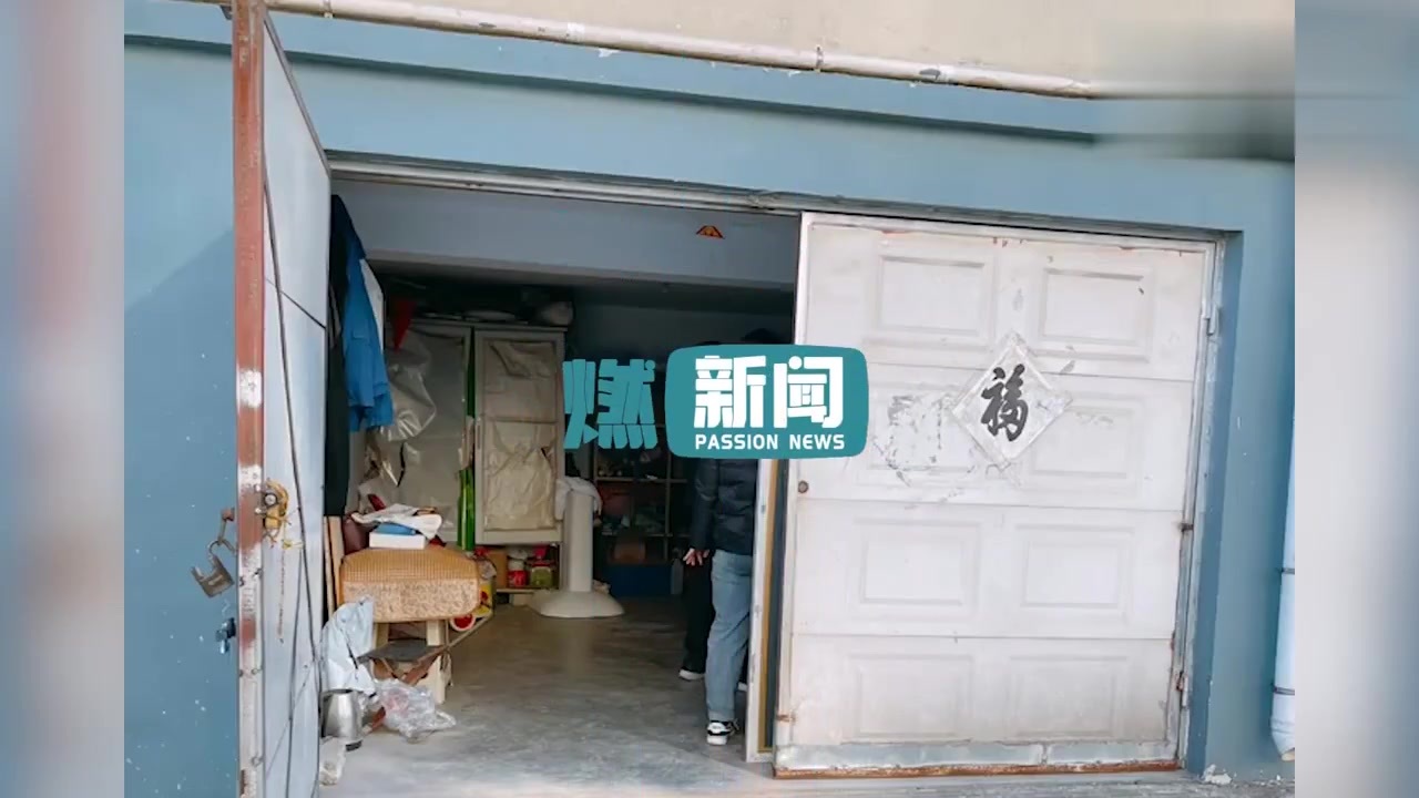 68岁母亲爬楼腿疼,女子耗时一个月将一楼车库改造成温馨小屋