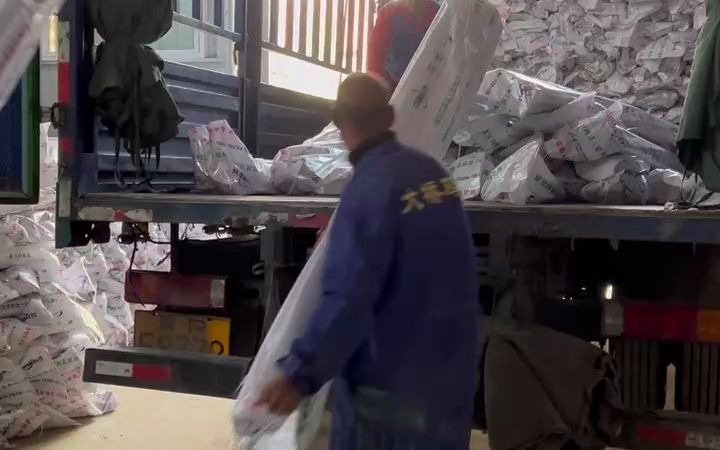 装车发货-封孔器-瓦斯抽放管-河南中强矿山设备科技有限公司