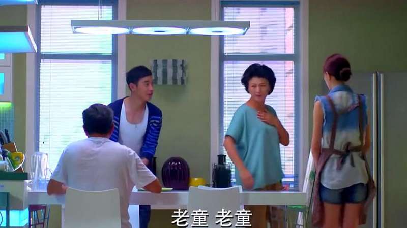 婆婆指挥新婚儿媳妇做家务,没想到把家务都列成清单了!