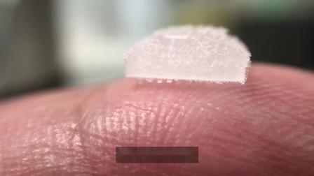 微针在皮肤上融化的情况