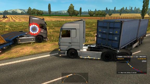 欧洲卡车模拟2:联机是坑,那天被撞了,飞了几十米高!