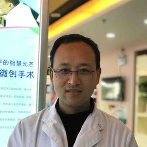 视光中心贾琼 