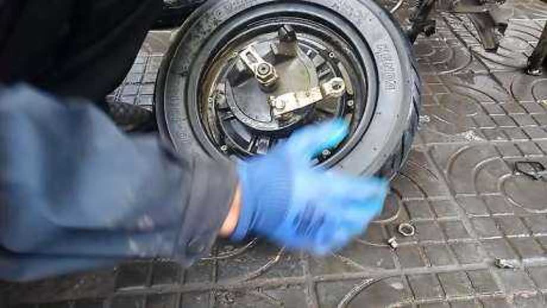 电动车更换真空胎有很多小技巧,我全部分享给大家很实用,收藏了