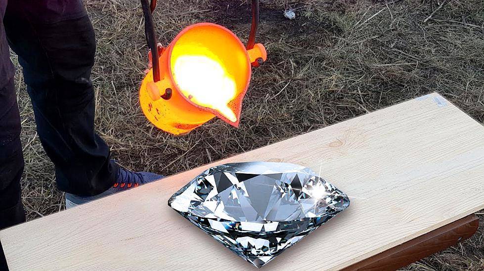 败家老外将1000度铜水浇到500克拉大钻石上,“钻石”能抗住吗?