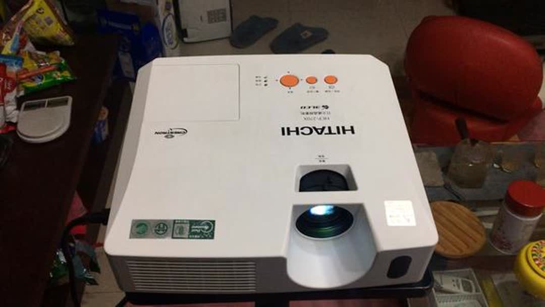带高清接口日本日立HCP-270X投影仪投影机