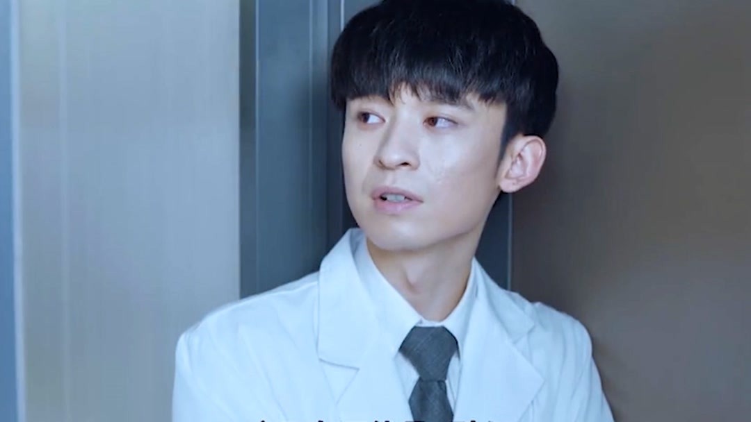 爸爸A型血妈妈AB型,怎么孩子是O型血呢
