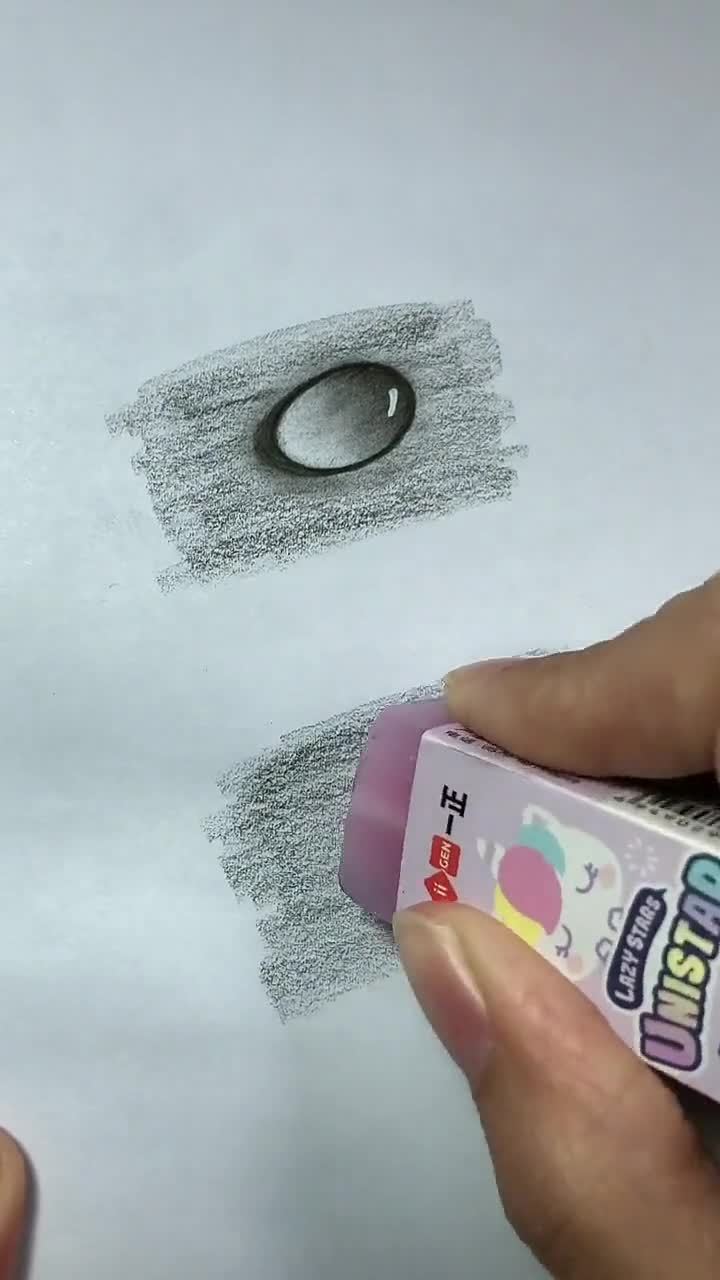 用铅笔画水滴一起学画画一学就会...