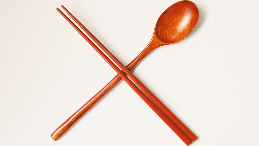 多地倡议就餐使用公筷公勺 让公筷成为健康生活标配