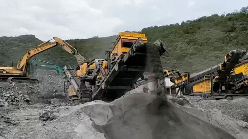 变频器移动破碎站应用