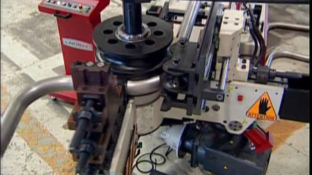 ABM76_CNC数控三维弯管机