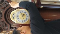 座钟机芯拆卸方法