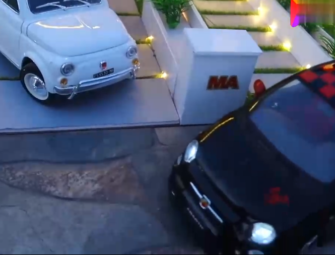 汽车模型开箱展示,菲亚特500 Abarth,1比18完美比例