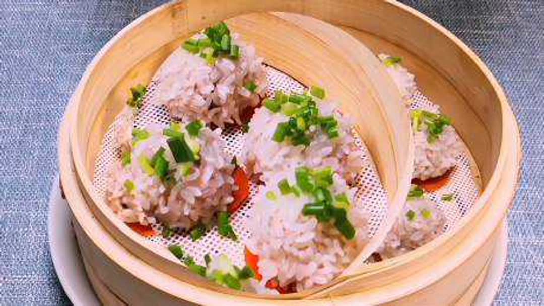 珍珠丸子 出锅晶莹剔透,鲜香可口,做法简单,一看就能上手