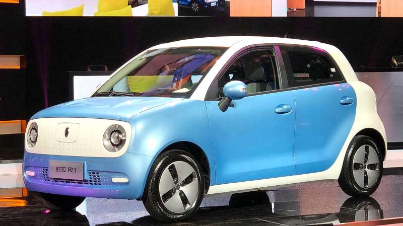 知士带你看新车:欧拉R1发布,5.98万起续航351km的呆萌电动小车