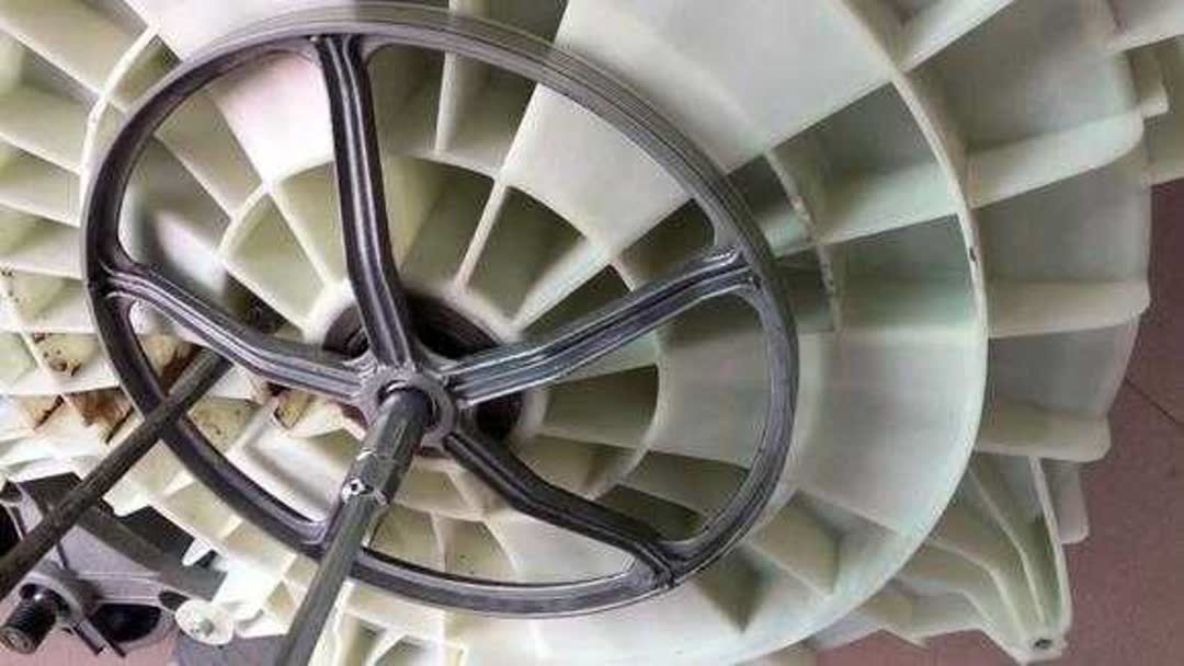 详解全自动滚筒洗衣机的工作原理与维修技术10