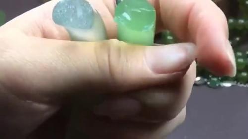 其实玉石的真假可以这样辨别