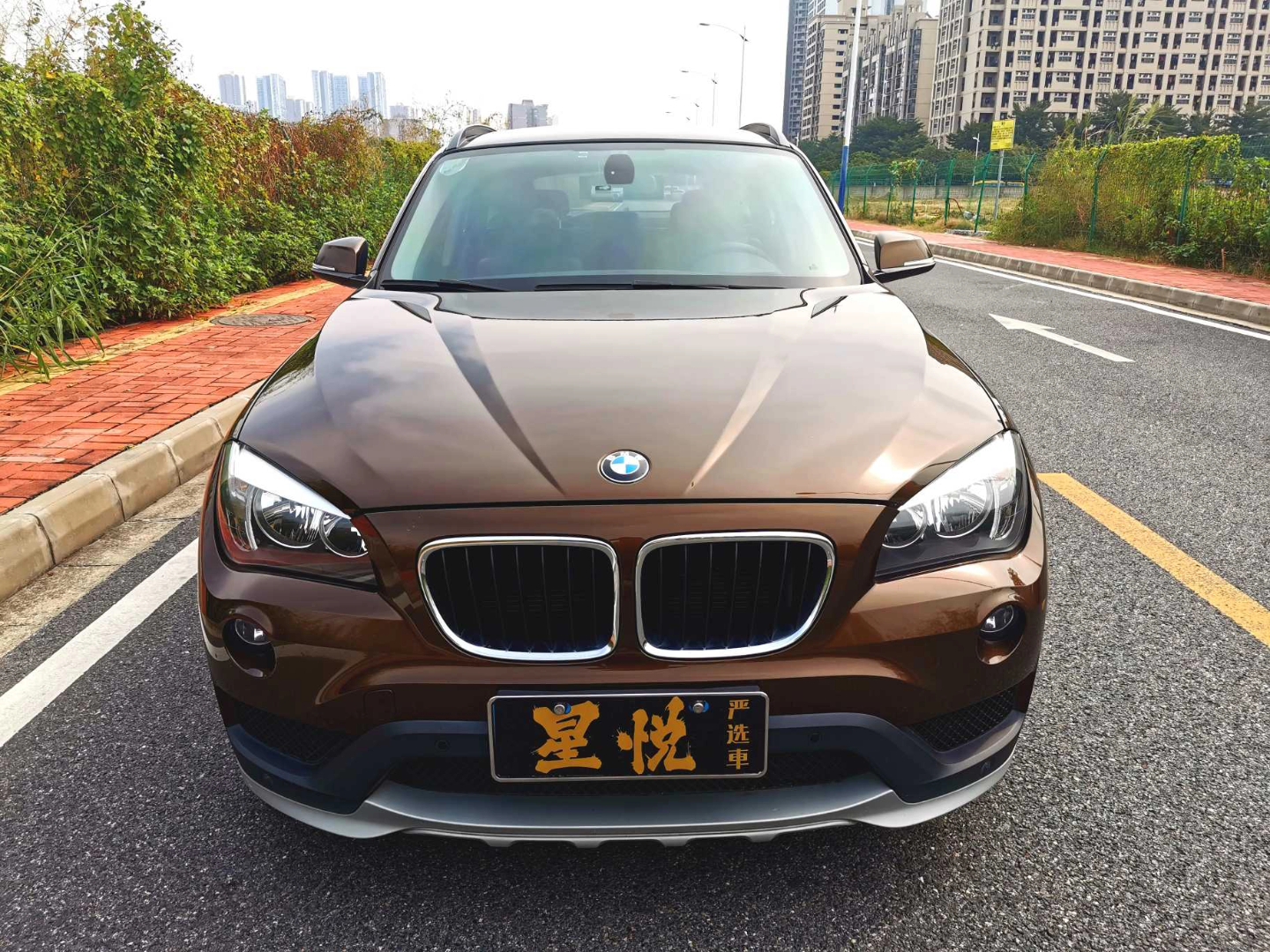 宝马X1时尚晋级版,自动波2.0T排量