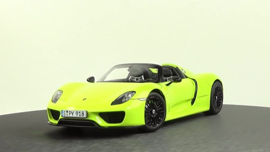 如何一步一步制作一辆保时捷918汽车模型,超级写实!