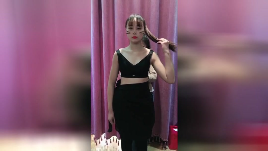 初吻,小魔衣的正确穿戴方法!