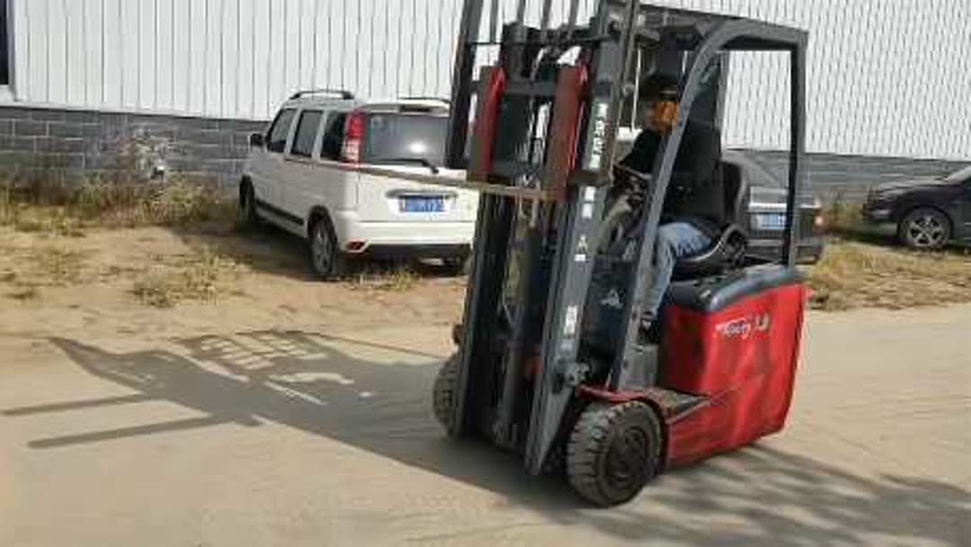 原装进口的电动叉车,来啦