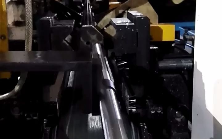 全自动上料多头切管机,高品质高效率切管机 ,一台顶几台用的切管机 ...