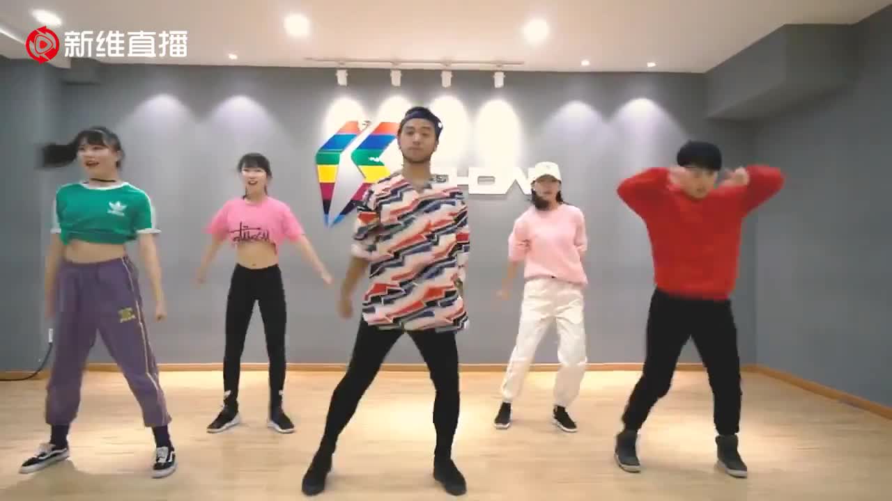 教学版:火遍全网的《海草舞》一起来跳海草舞!_新维直播