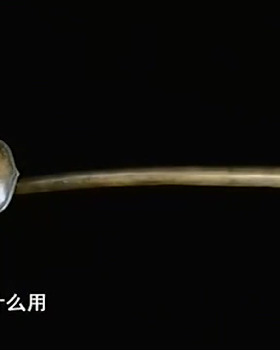 大叔捏着文房四宝来鉴定,专家看后特别惊讶,太罕见了!