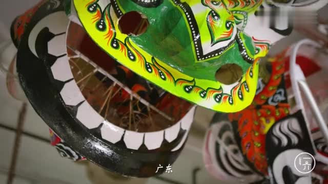 揭秘舞狮狮头制作过程,步骤少难度高,每年销售额千万却没人肯学