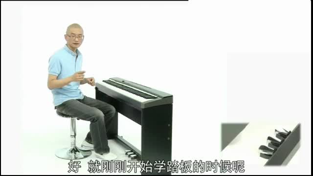 钢琴的基本知识 如何弹钢琴指法图 钢琴和旋伴奏左手指法