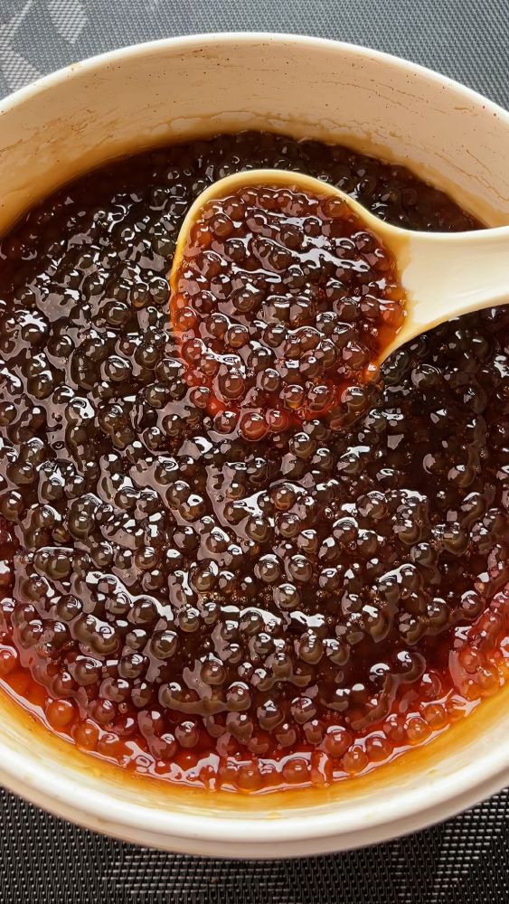 很多喜欢喝外面的珍珠奶茶却不知道怎么做,今天教你一个超简单的做法