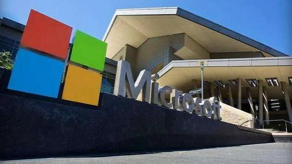 事与愿违!今天,比尔盖茨终于看清了美国!