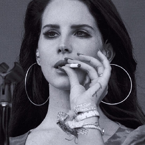 Lana-Dey-Rey 
